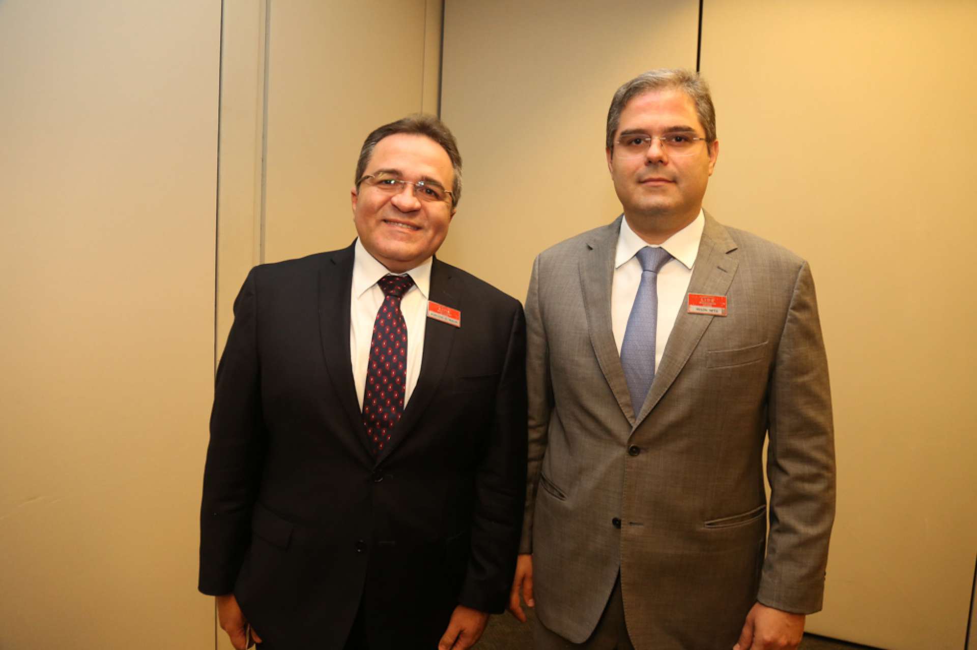 Uma pausa para respirar... | clovis-holanda | OPOVO+