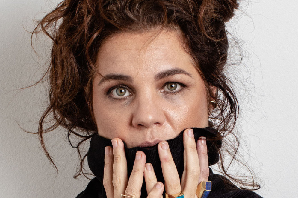 Sucesso em "Pantanal", Isabel Teixeira destaca carreira multifacetada ...