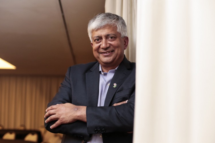 Mundo 5g, guru da inovação, dama do romance... Segundou! | Clóvis ...