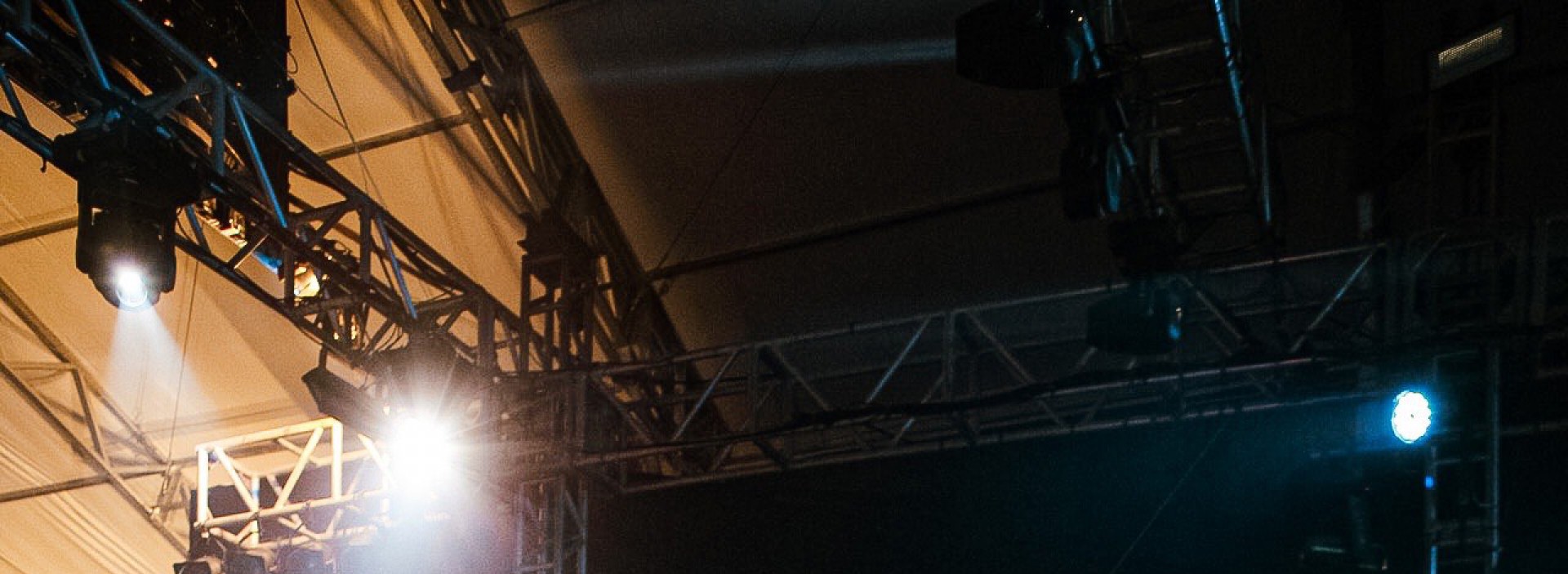 Indicado ao Festival de Cannes, Gabriel Twardowski investe em ...