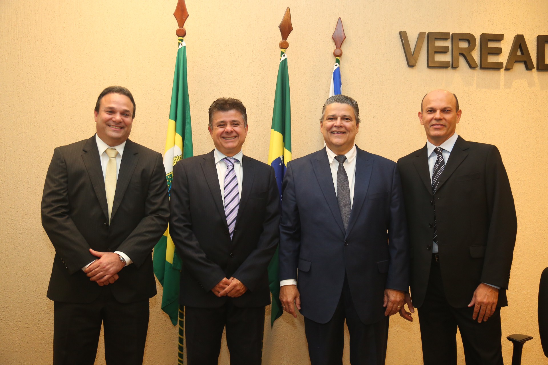 Indiana Jones, traz pra gente o Irritator? | Clóvis Holanda | OPOVO+