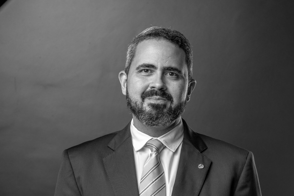 Hamilton Sobreira: Quem faz uma reforma, o que espera? | Opinião | OPOVO+