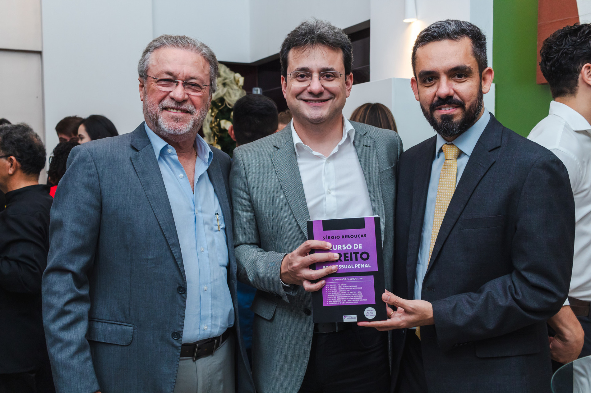 Bullying digital, quem nunca... | Clóvis Holanda | OPOVO+