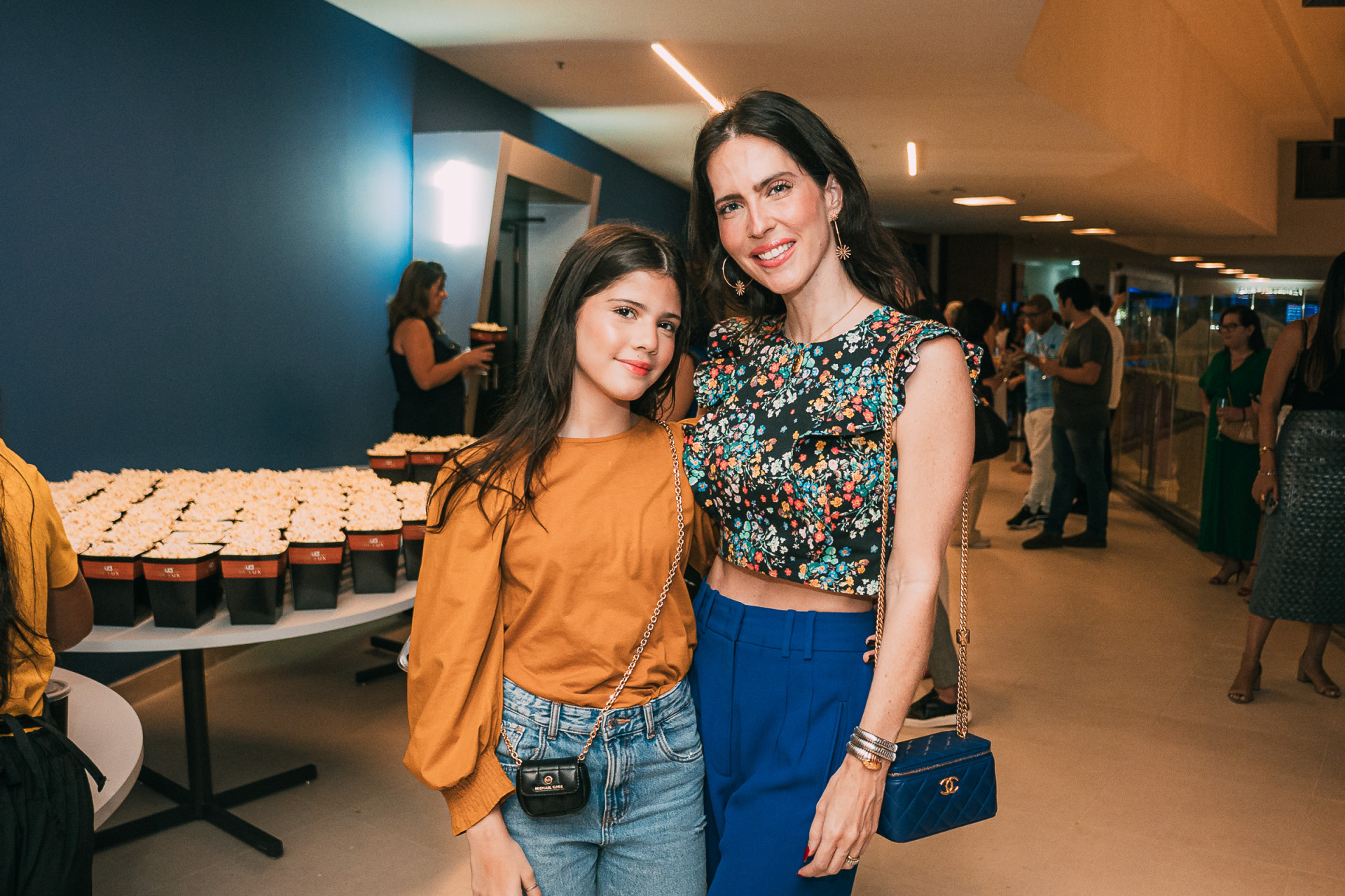 Bem sentados na poltrona do VIP e outras notas... | Clóvis Holanda | OPOVO+